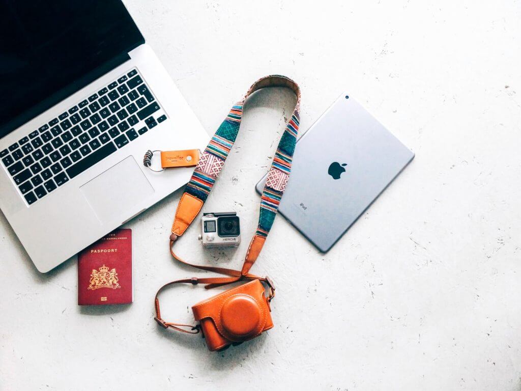 Backup Travel Photos – Keep your Photos Safe while Traveling