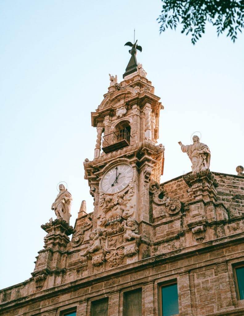 14 Best Things To Do in Valencia, Spain (City Trip Guide)