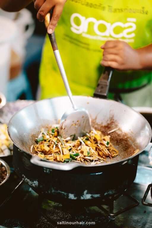 KRABI TRAVEL GUIDE - 8 Great Things To Do in Krabi, Thailand