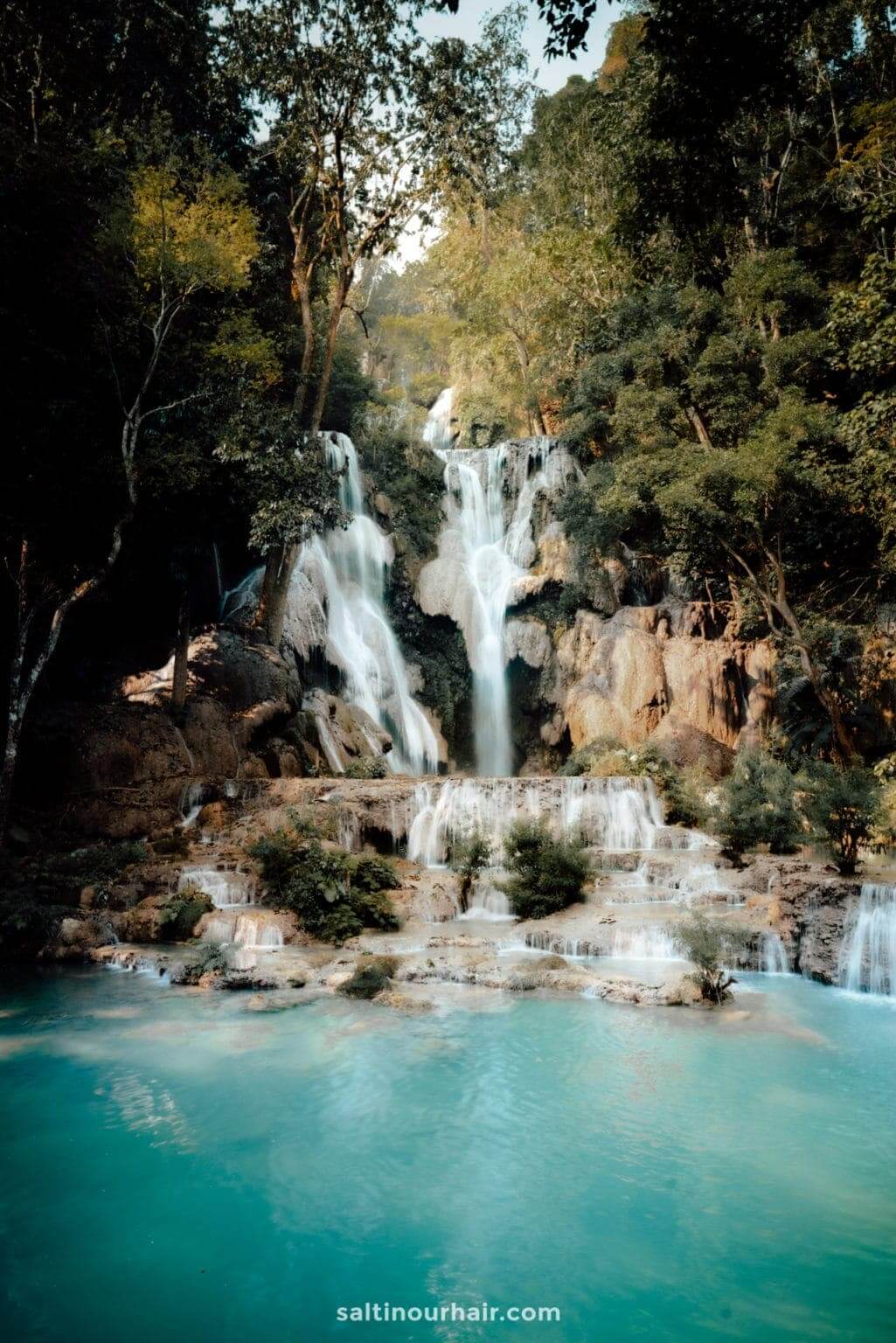 LAOS TRAVEL GUIDE - Complete 10-day Laos Travel Route