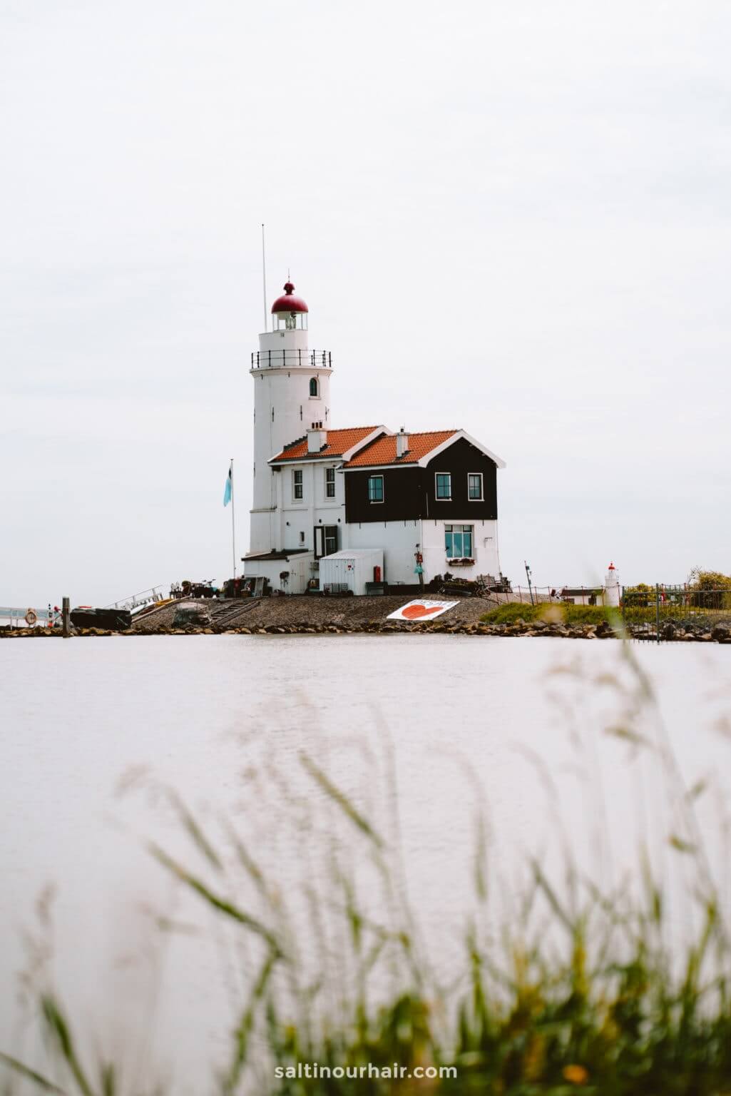 Volendam & Marken – Beautiful Villages in a Day Trip from Amsterdam