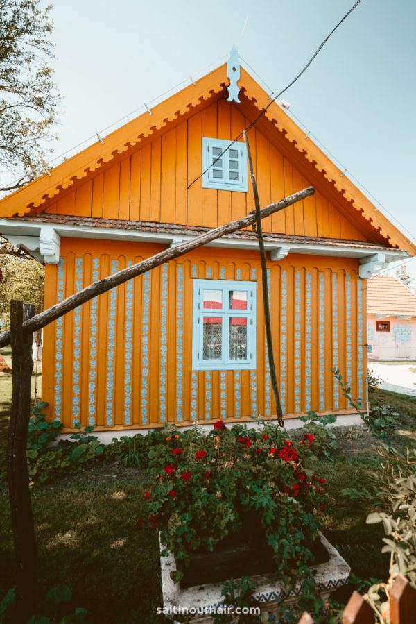 Zalipie: Beautifully Painted Village in Poland (How to visit in 2026)